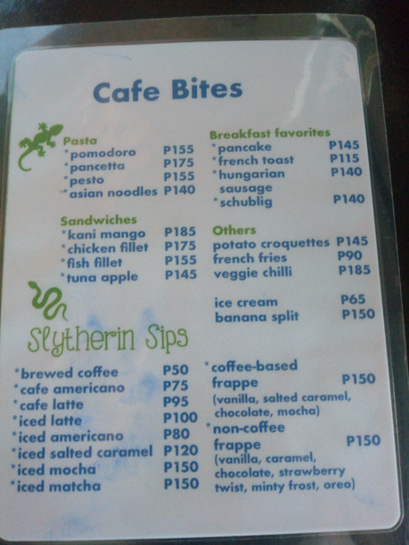 Cafe Reptilya: Reptile petting cafe in Bacolod – The Bacolod Food Hunters