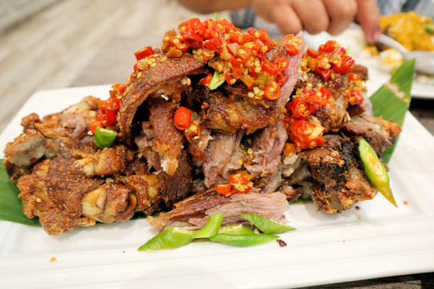 Mangan Restaurant: Elegant Filipino Food in Ayala Malls Capitol Central ...