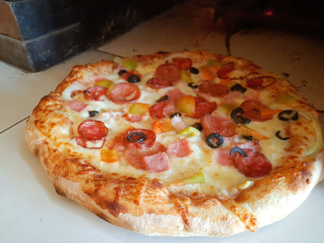 Cafe Saira Bacolod: Great Brick oven Pizzas – The Bacolod Food Hunters