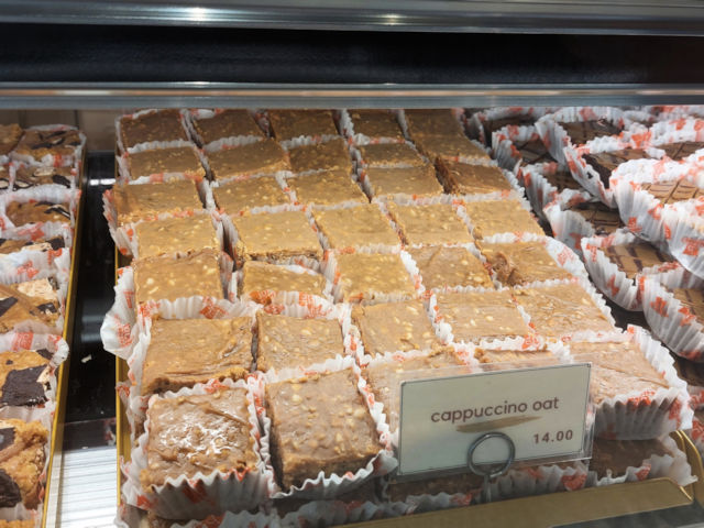 JD Bakery Cafe opens in Bacolod City! – The Bacolod Food Hunters